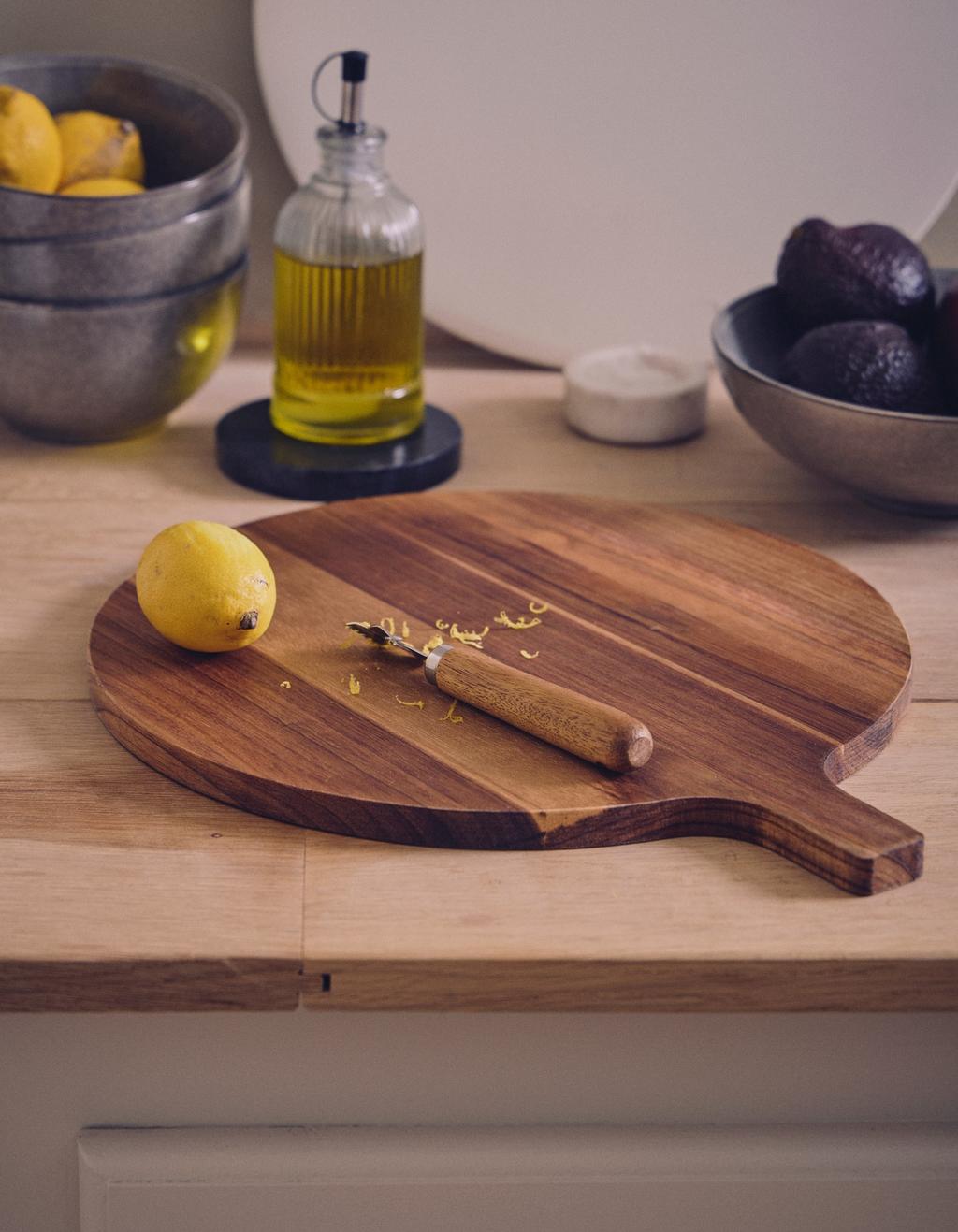 Cutting board | Acacia wood. 36 x 12 cm. | Dark Wood