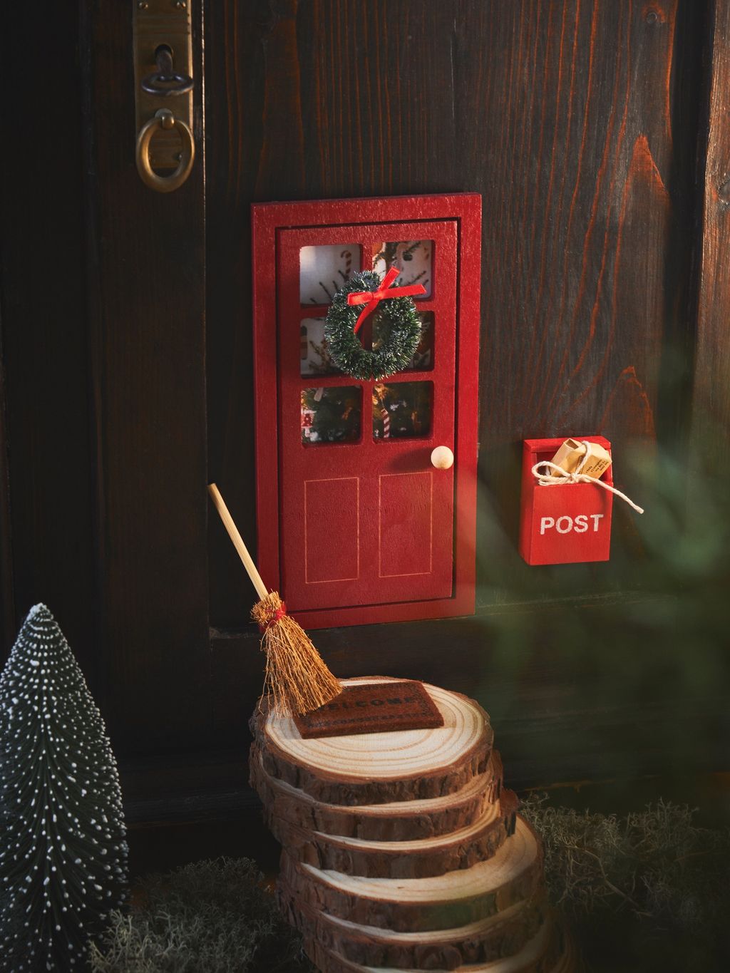 Nissedør | Fyrretræ. 19,5 x 10 cm. | Red