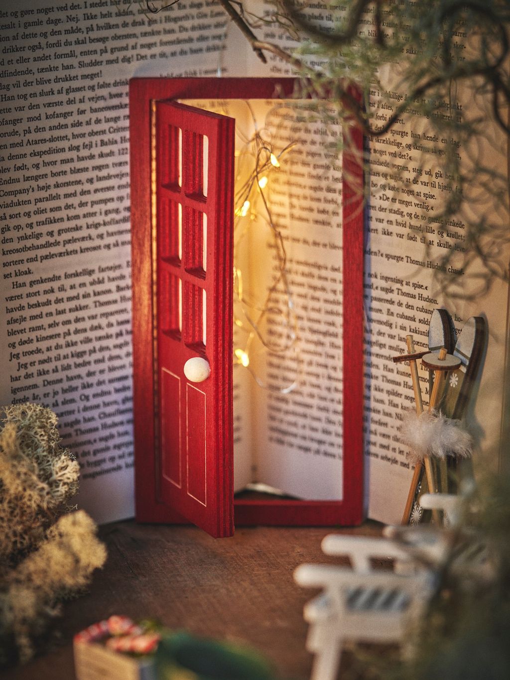 Nissedør | Fyrretræ. 19,5 x 10 cm. | Red