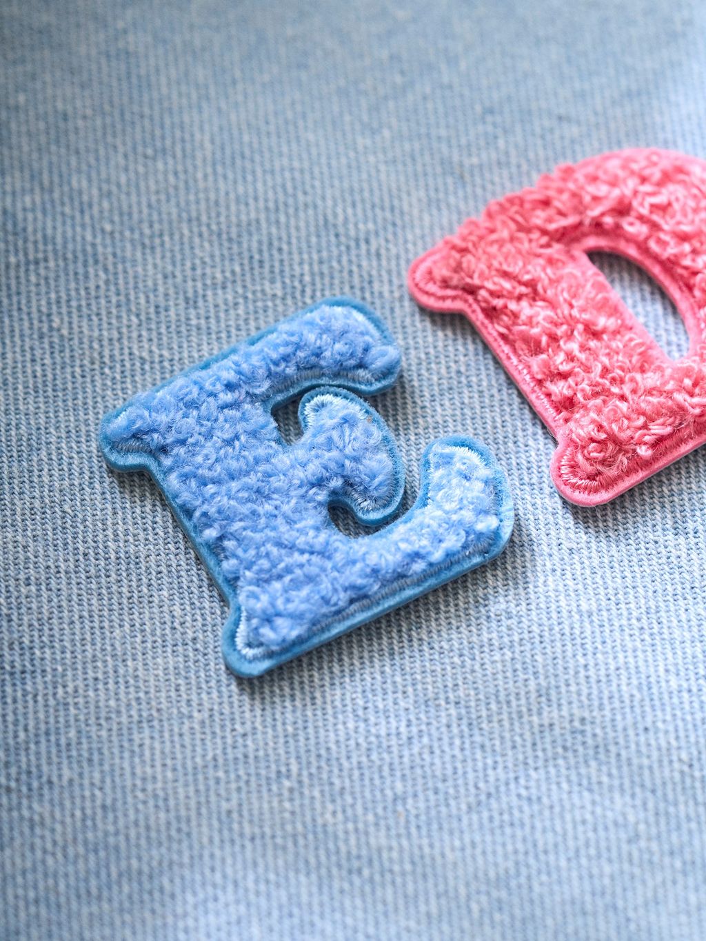 Iron-on letter patch | 1 pc. | Misty Blue