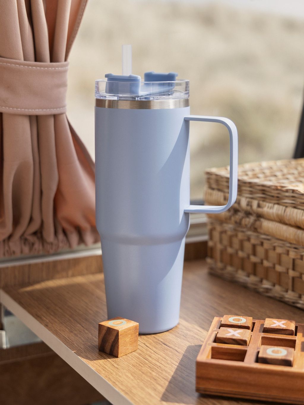 Mug avec anse et paille 880 ml | Acier inoxydable. | Milky Blue