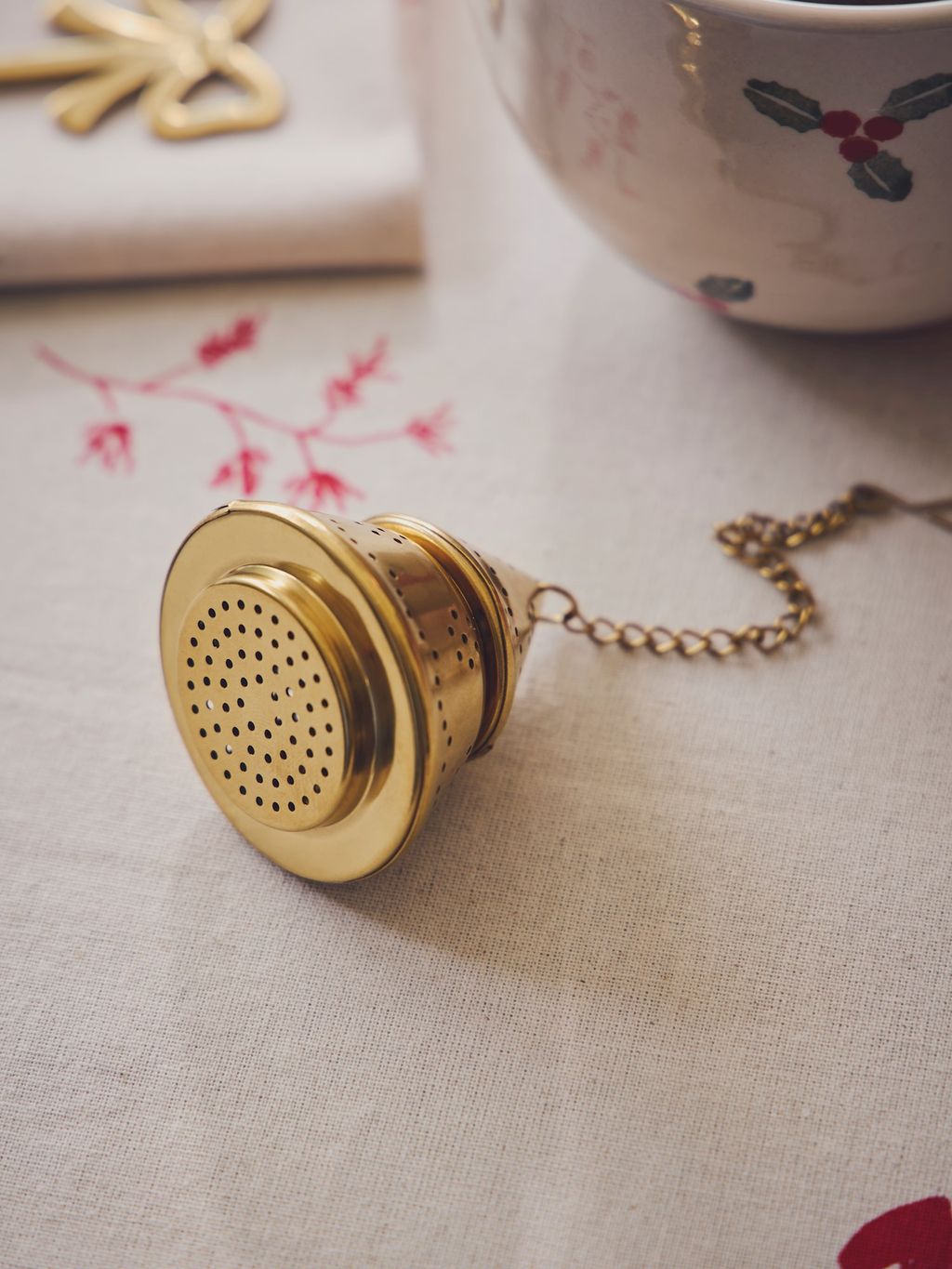 Tea strainer | Stainless steel. | Brass